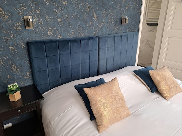 Le Grand Hôtel De L'espérance - Superior Room - Lisieux