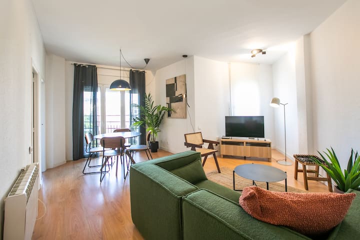 72grvcc1066 - Near Sagrada Familia - 바르셀로네타