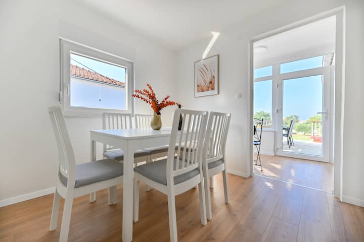 Apartment Lerocco - Bibinje