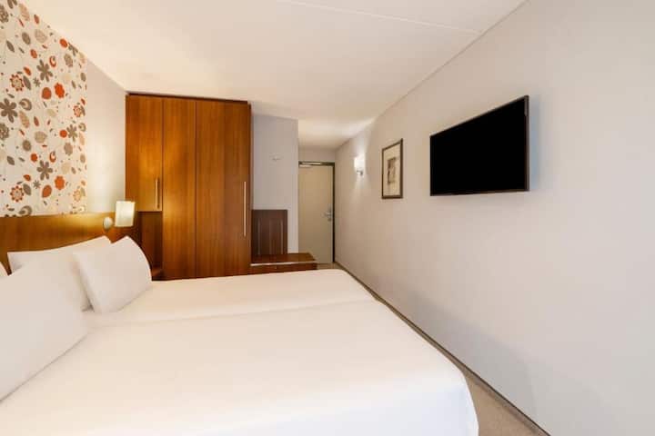 Nunspeet Nature Room With Heated Pool And Parking - Elburg