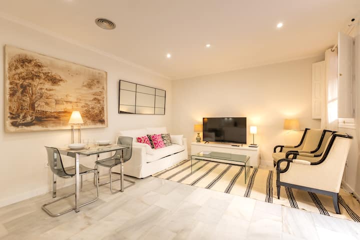 New! Acogedor Apartamento En Pleno Centro - Torre del Oro
