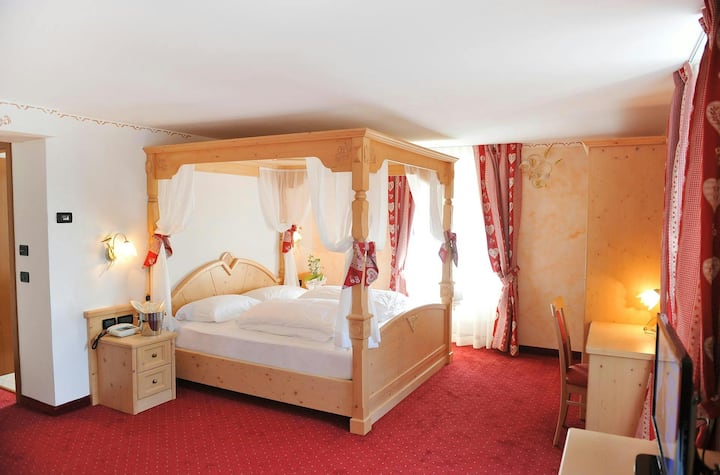 Breakfast-included Junior Suite In The Mountains - Baselga di Piné