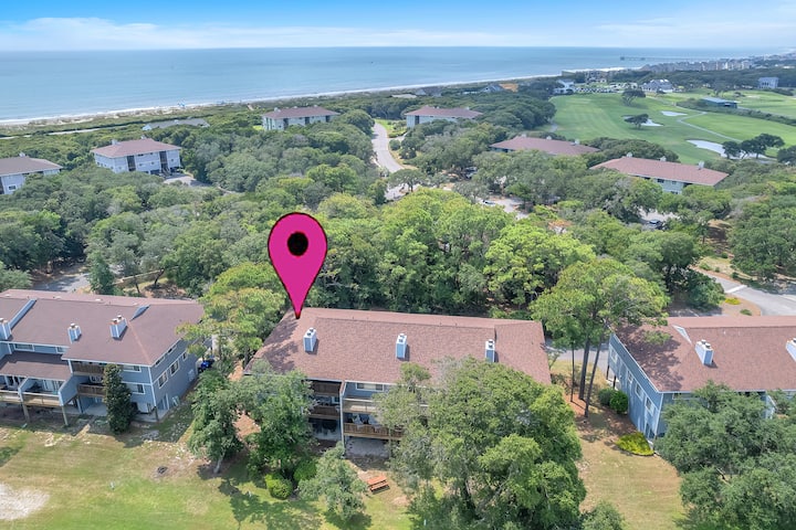36 Bunker Court: On Golf Course, 2 Pools - Bald Head Island, NC