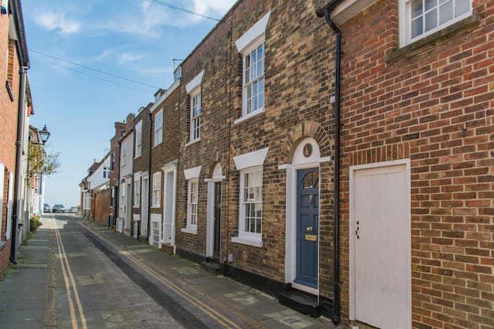 Tell-tale Cottage By Keepers Cottages - Deal