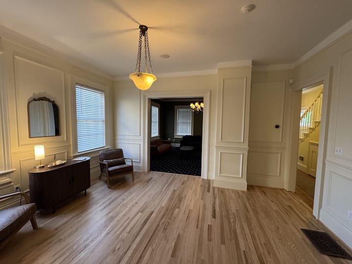 The Peter Hill Home, A Historically Stylish Gem - Sarnia