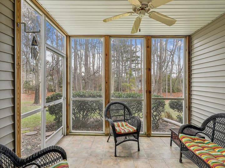 Spacious Townhome In Sea Colony West - Bethany Beach, DE