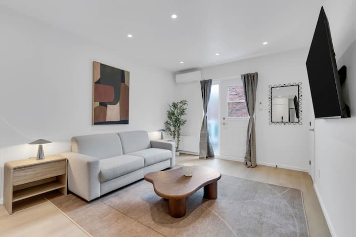 Le Victoria- 2bedrooms Midtown - Montréal, QC