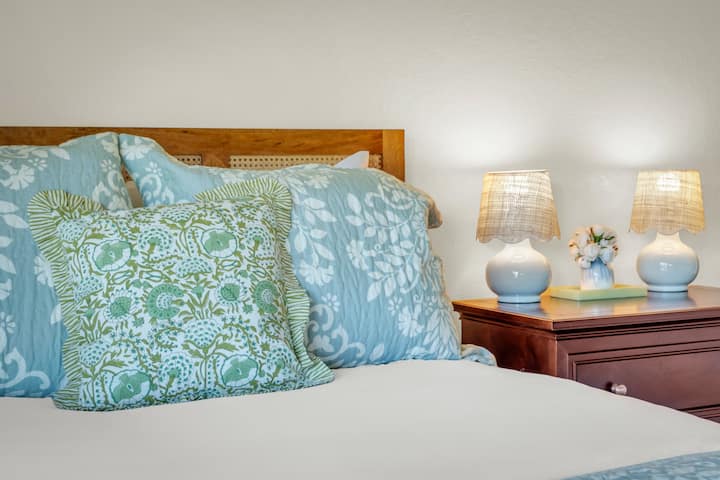 Winter Getaway At Silverado • Fairway Views - Yountville, CA