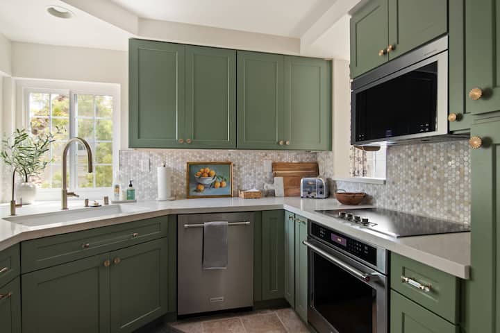 Tranquil Coastal Escape With Pool & Spa - Del Mar, CA