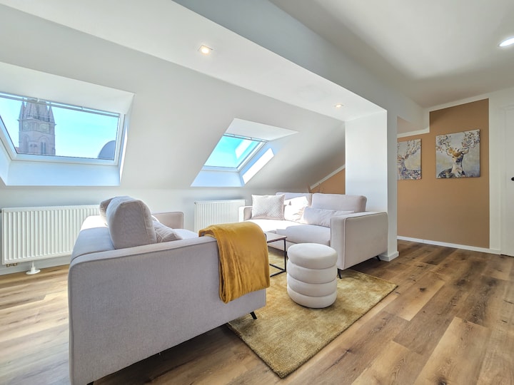 Alpha Apartments: Central Charm, Skylight Comfort - Dortmund
