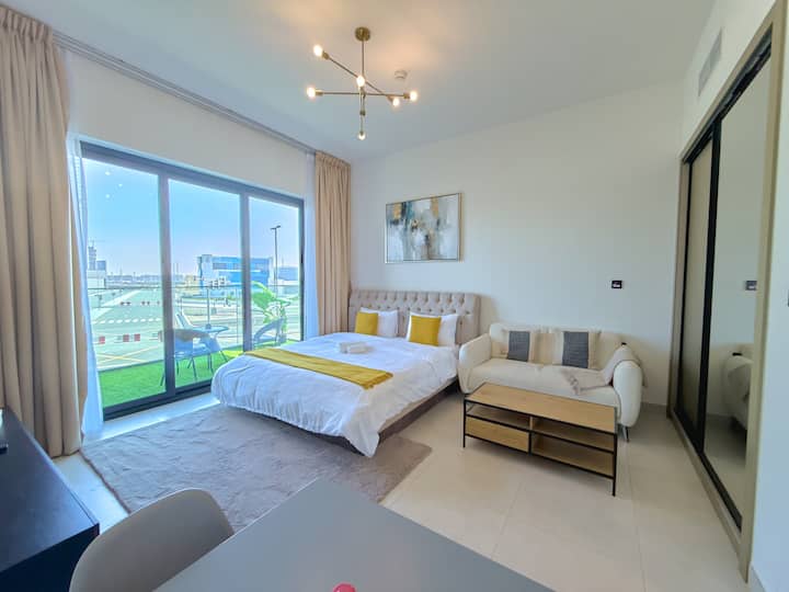 Lovely Studio W/pool Burj View | 7 Min To Downtown - Dubái