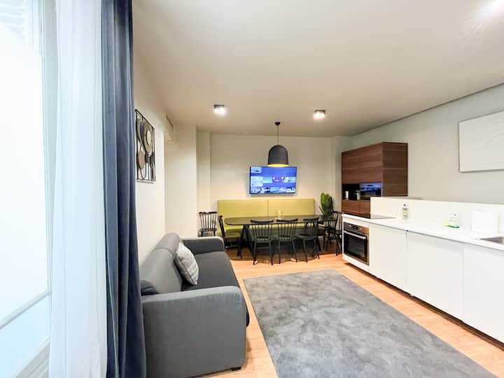 Urbanflat 139 - Duplex St Germain/ St Michel - Paris