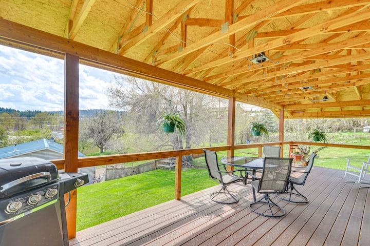 Mtn-view Eureka Apartment: Walk To Eateries! - Eureka, MT