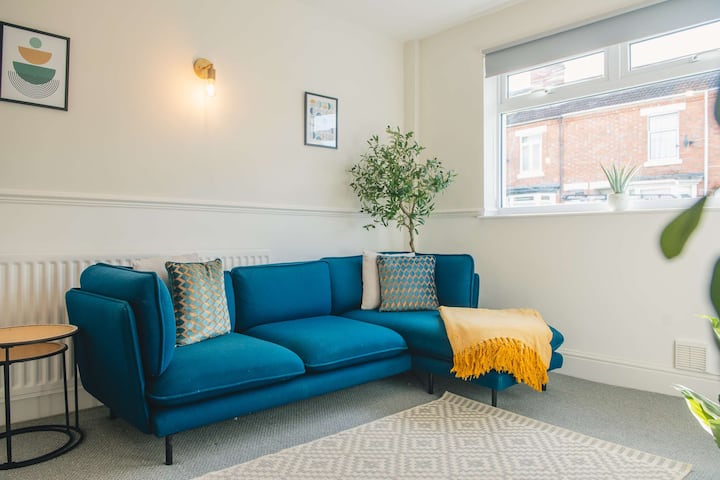 Modern 3 Bedroom Home In Central Rugby - Rugby