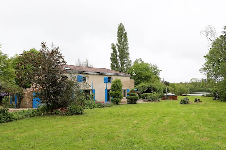 Gîte Au Lit D'ô De 130 M² - Frankreich