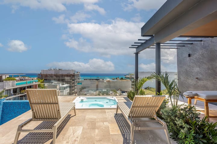 City Views, Ocean View Rooftop Pool, Walk To Beach - Playa del Carmen