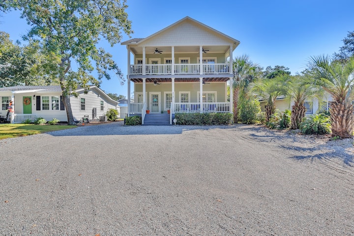 Joyce's Dream: Well Appointed Vacation Home In - Oak Island, NC