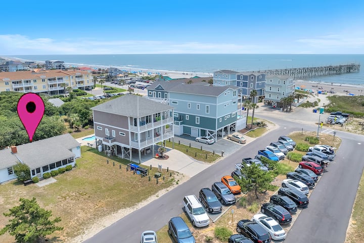 Papa's Place: A Stone's Throw To The Beach! - Oak Island, NC