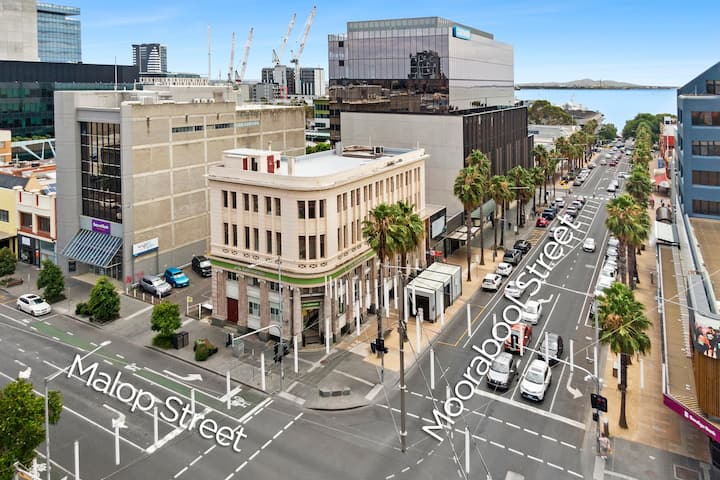 Malop St 2br Apartment W Sofa Bed In Geelong Cbd - Geelong