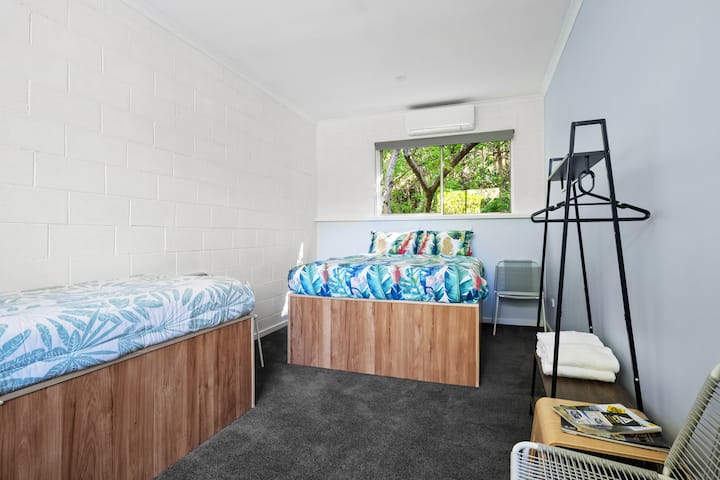 Family Treetops (Dorm Style) - Bright