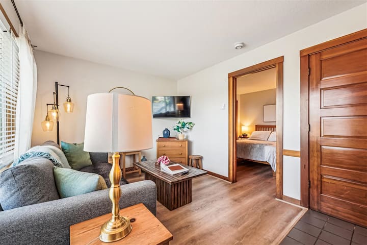 The Harrison Inn * Garden Suite - New Listing! - Cannon Beach, OR