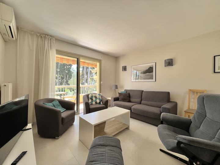 Appartement Avec Piscine Proche De La Mer - Antibes