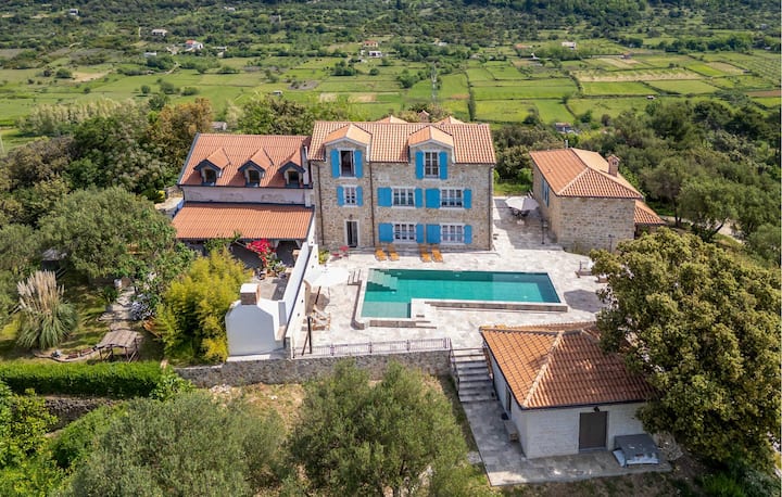 Amazing Home In Mundanije - Rab
