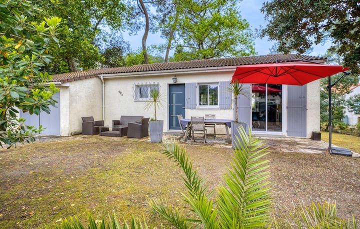 3 Bedroom Cozy Home In La Tremblade - Ronce-les-Bains