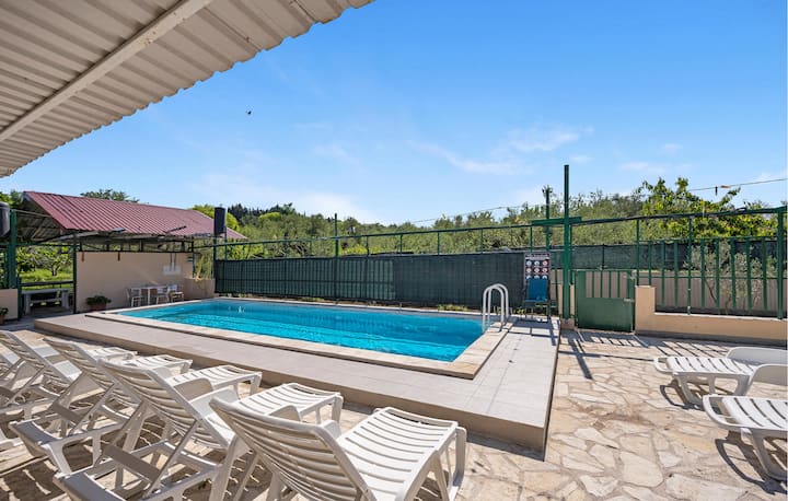 Stunning Apartment In Dubravice - Skradin