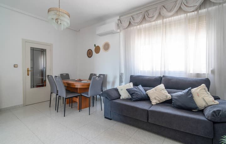 2 Bedroom Lovely Apartment In Sagunto - Puzol