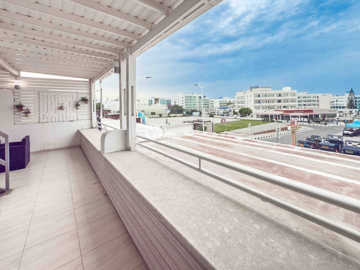 Sofia’s Seaview | 4min To Beach On Protaras Strip - Protaras