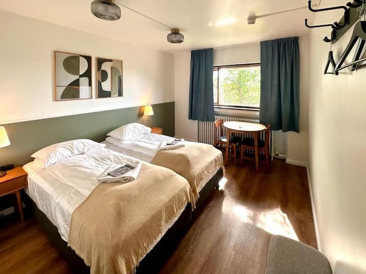 Economy Twin Room-private Bathroom - Reykjavik