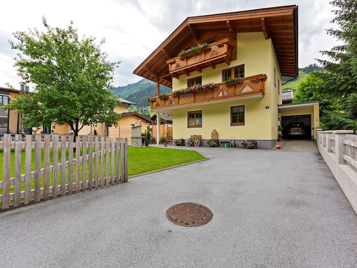 Appartement Spacieux à Grossarl Avec Jardin - Großarl