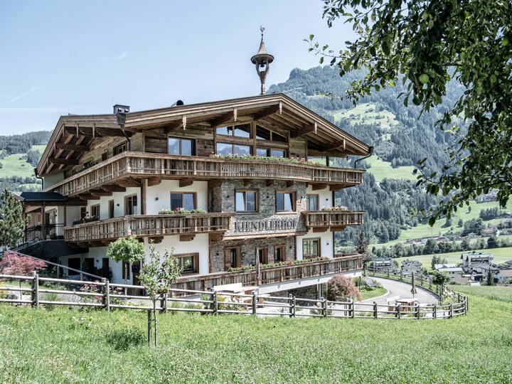 Ferme Au Tyrol Près Du Domaine Skiable - Mayrhofen