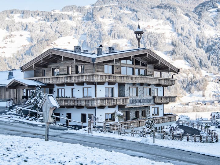 Ferme Au Tyrol Près Du Domaine Skiable - Mayrhofen