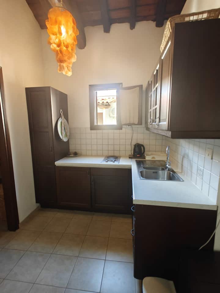 Louloudi, Charming Townhouse - Skiathos