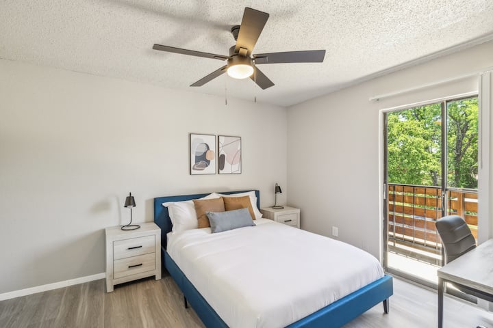The Landry 277 | Spacious And Cozy 2 Bedroom 1bth - Bedford, TX