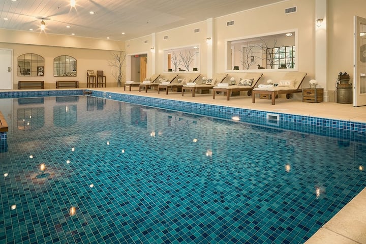 Ottauquechee River Stay + Breakfast. Pool. Kitchen - Woodstock, VT