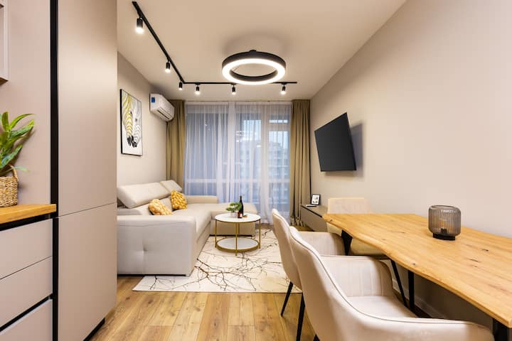 1br Modern And Cozy Apartment + Free Parking - Plovdiv