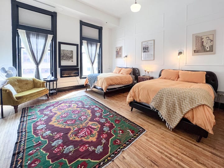 Oliver Inn | Suite 13 | Merritt Brothers - Duluth, MN