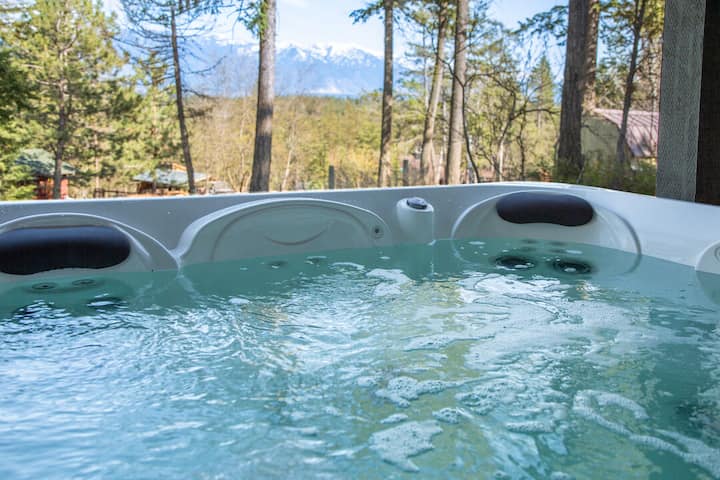 New! Private Hot Tub W/views, Game Room - Montana