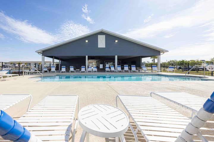 Luxury Rv Lot 40 At Grand Riviera Resort In Foley - Foley, AL