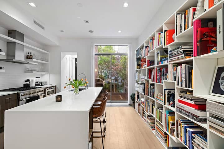 Rove Travel | Morningside Manor | Th W/ Outdoor - Manhattan, NY