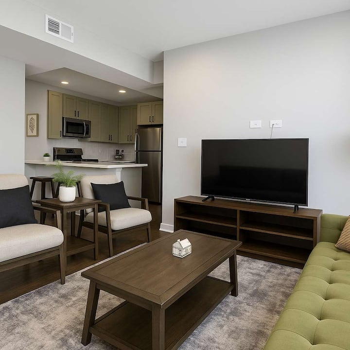 Well-furnished 3-bedroom Apt - Chicago, IL