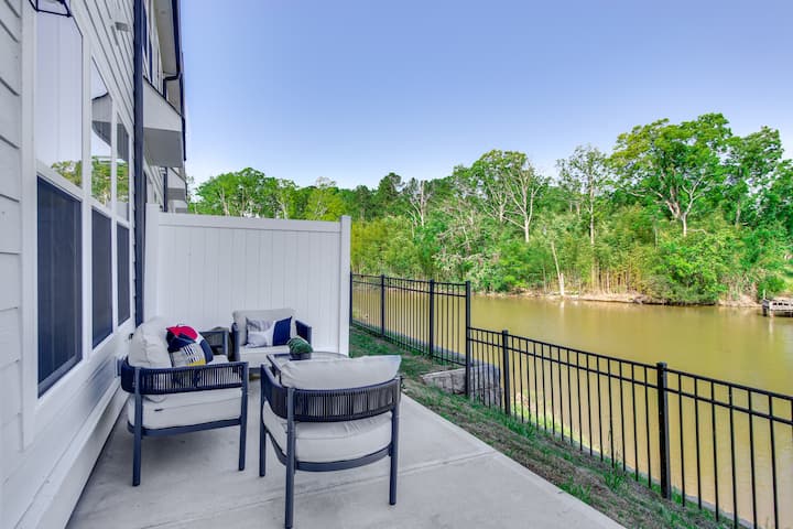 Steps To Lake Greenwood: Waterfront Gem W/ Patio - Greenwood, SC