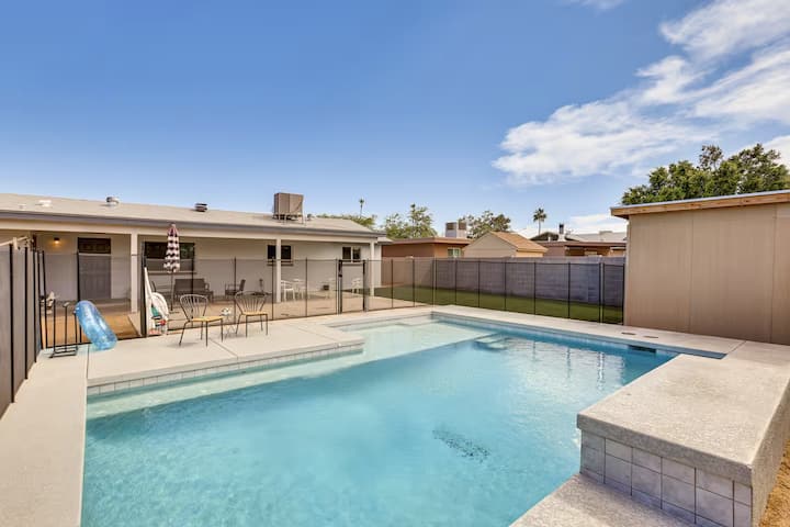 Private Pool Retreat • North Phoenix Oasis - Phoenix, AZ
