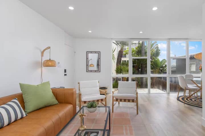 Surf Retreat Summer Deal! King 1br, Walk To Beach - Manhattan Beach, CA