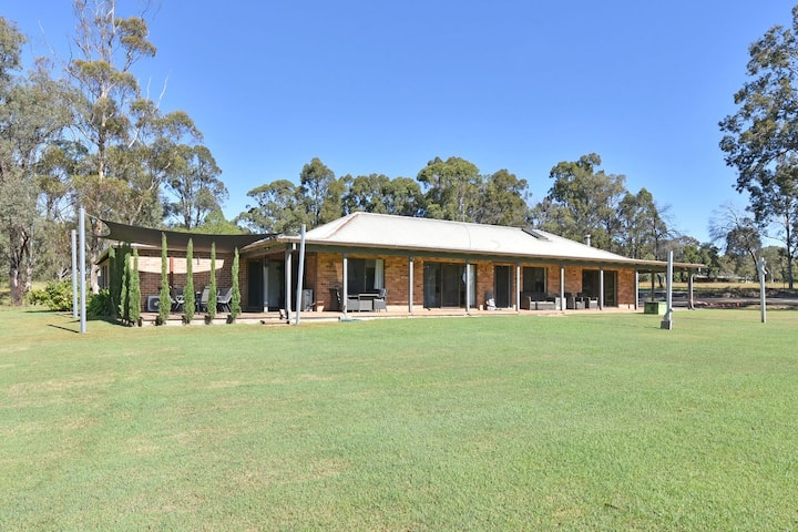 Blaxlands Kangaroo Homestead Walk To Everything! - Pokolbin