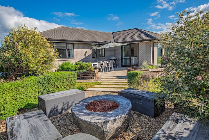 Bennett's Bach - Waipu Holiday Home - Waipu