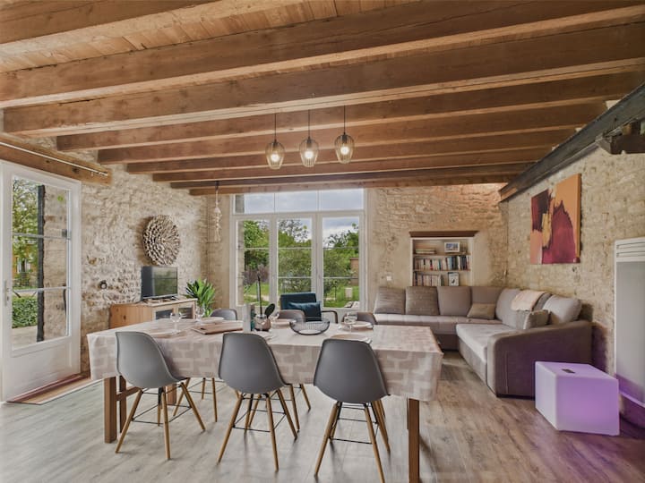 Maison Authentique En Pierre Pour 7 Avec Jardin - Saint-Vincent-sur-Jard